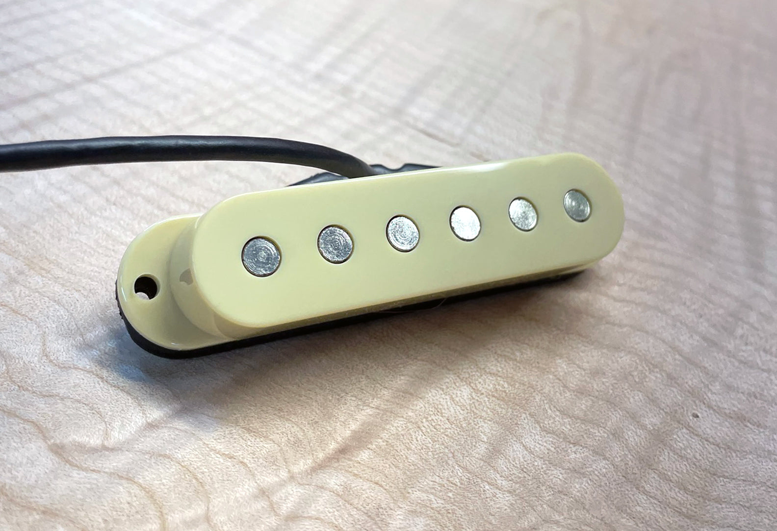 Hand-wound Single Coil Pickups – Kaser Guitars